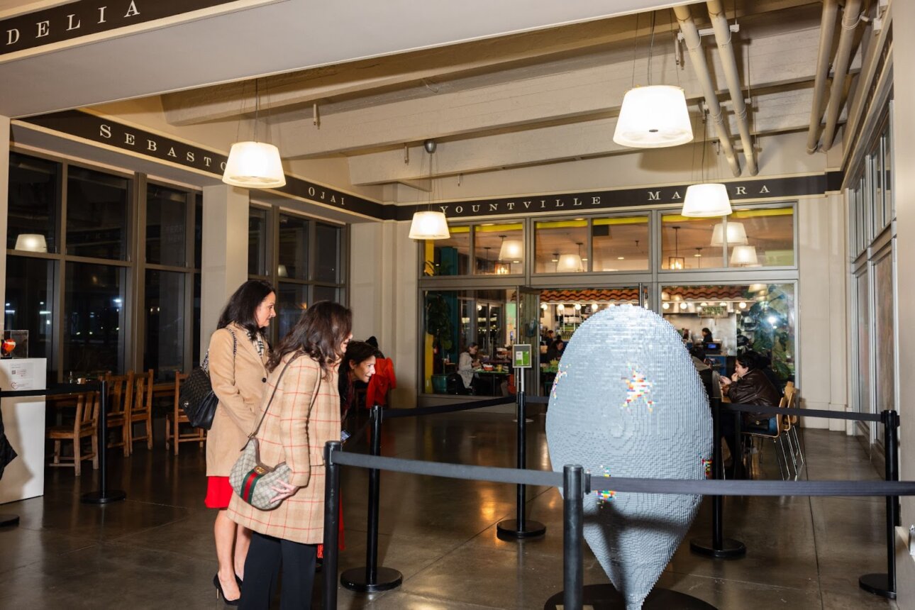 THE FIRST EVER LEGO®️ HEART IS UNVEILED AT THE SAN FRANCISCO FERRY ...